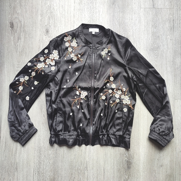 Daya By Zendaya | Jackets & Coats | Nwot Zendaya Japanese Cherry ...